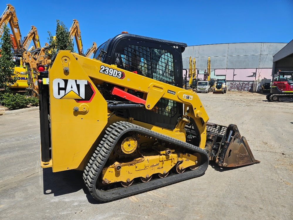 2020 CAT 239D3 TRACK LOADER (T392) WITH CIVIL SPEC AND 935 HRS — Proquip