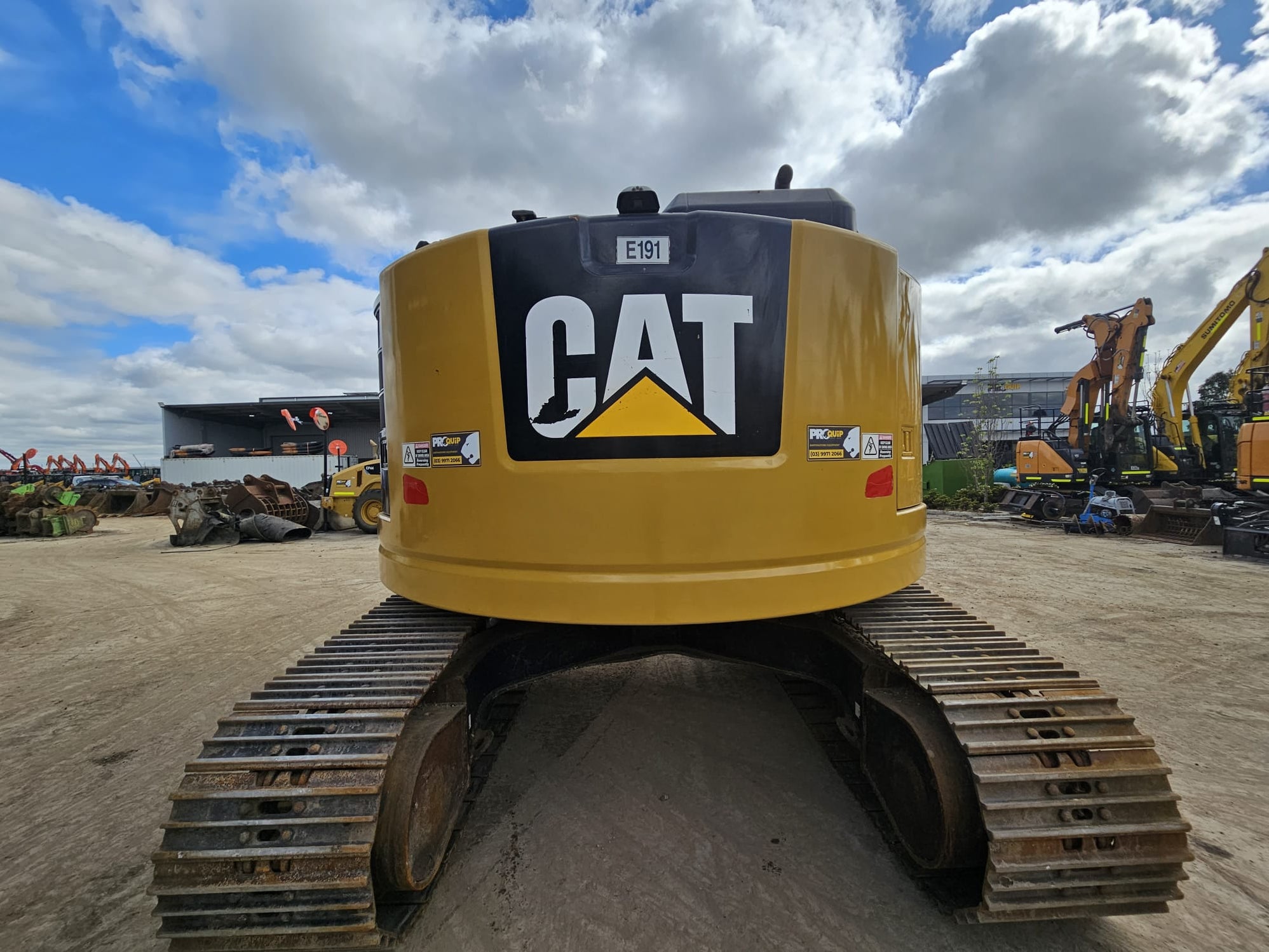 2017 CAT 325FL 25T EXCAVATOR WITH LOW 3965 HOURS — Proquip Rental & Sales