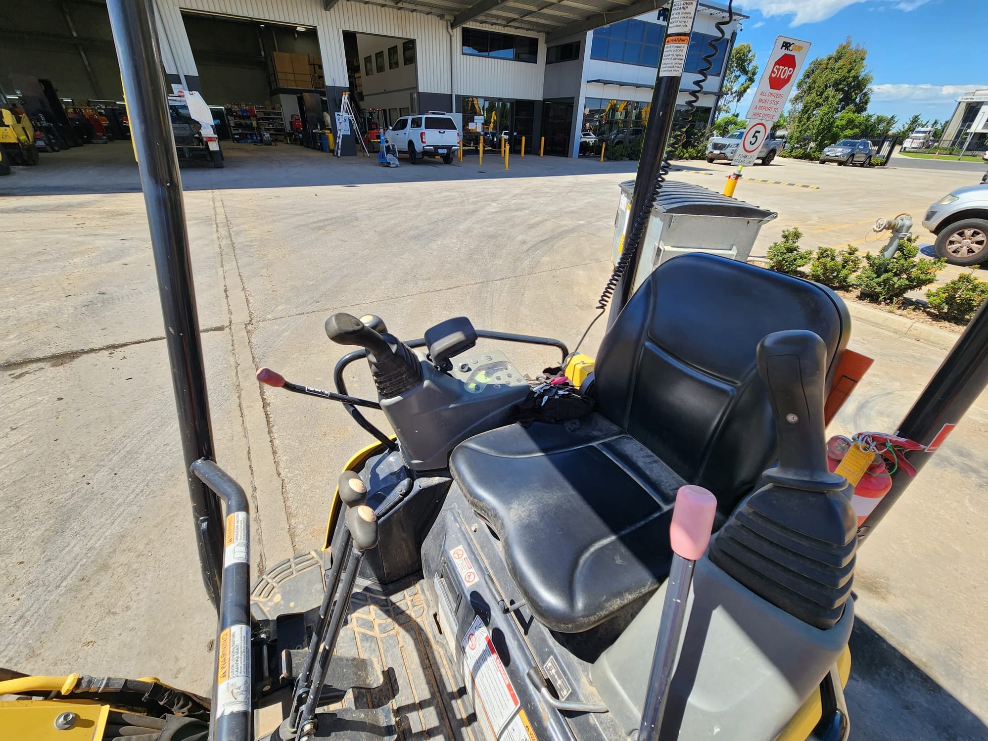 2021 YANMAR VIO17 EXCAVATOR (M831) WITH LOW 675 HRS AND CIVIL SPEC — Proquip