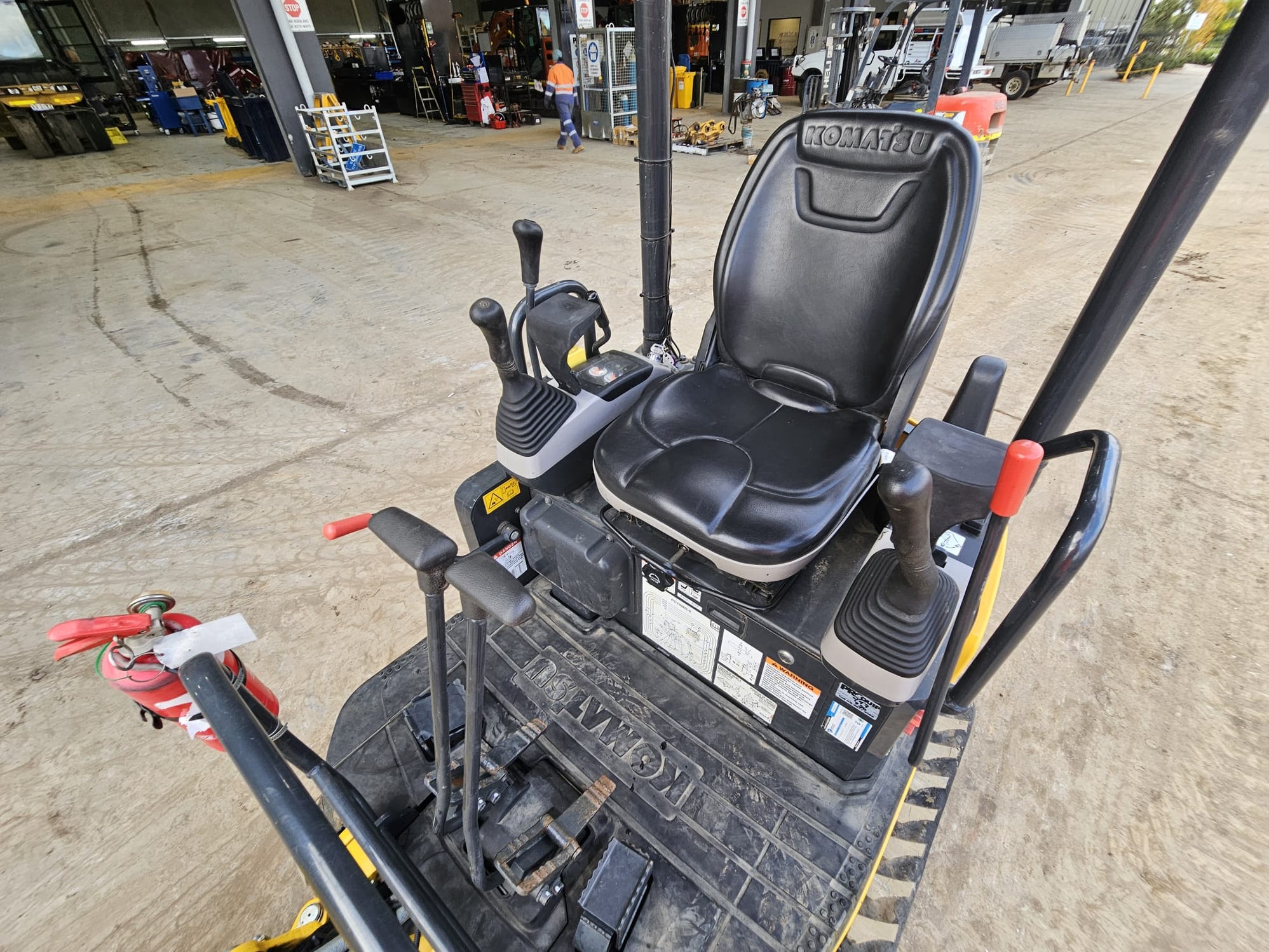 2022 KOMATSU PC18MR-3 1.8T EXCAVATOR (M912) WITH 700 HRS — Proquip ...