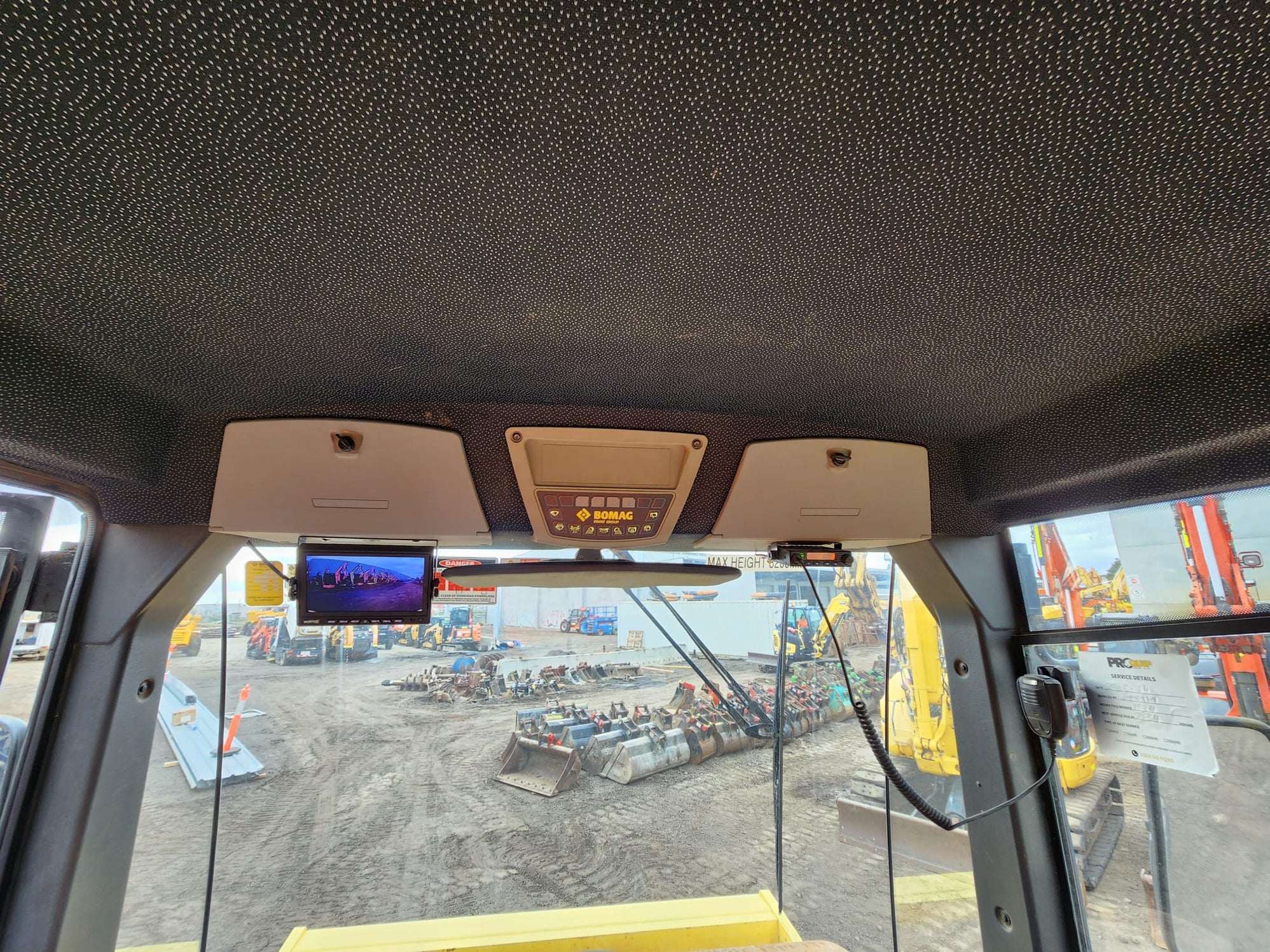 2017 BOMAG BW213D-5 13T SMOOTH DRUM ROLLER (R263) WITH 1910 HOURS — Proquip