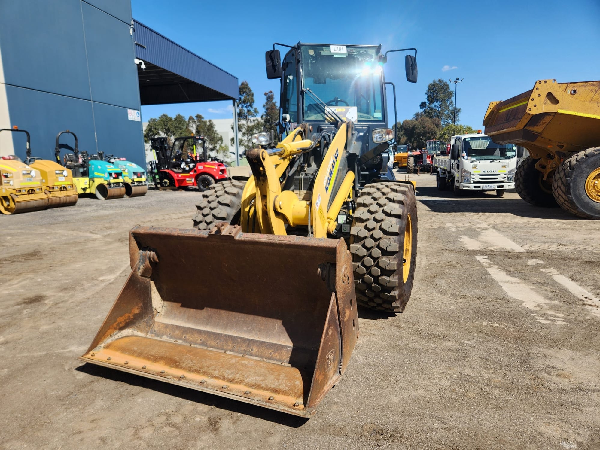 2019 KOMATSU WA100M-8 ARTIC WHEEL LOADER (L181) WITH 1300 HOURS — Proquip